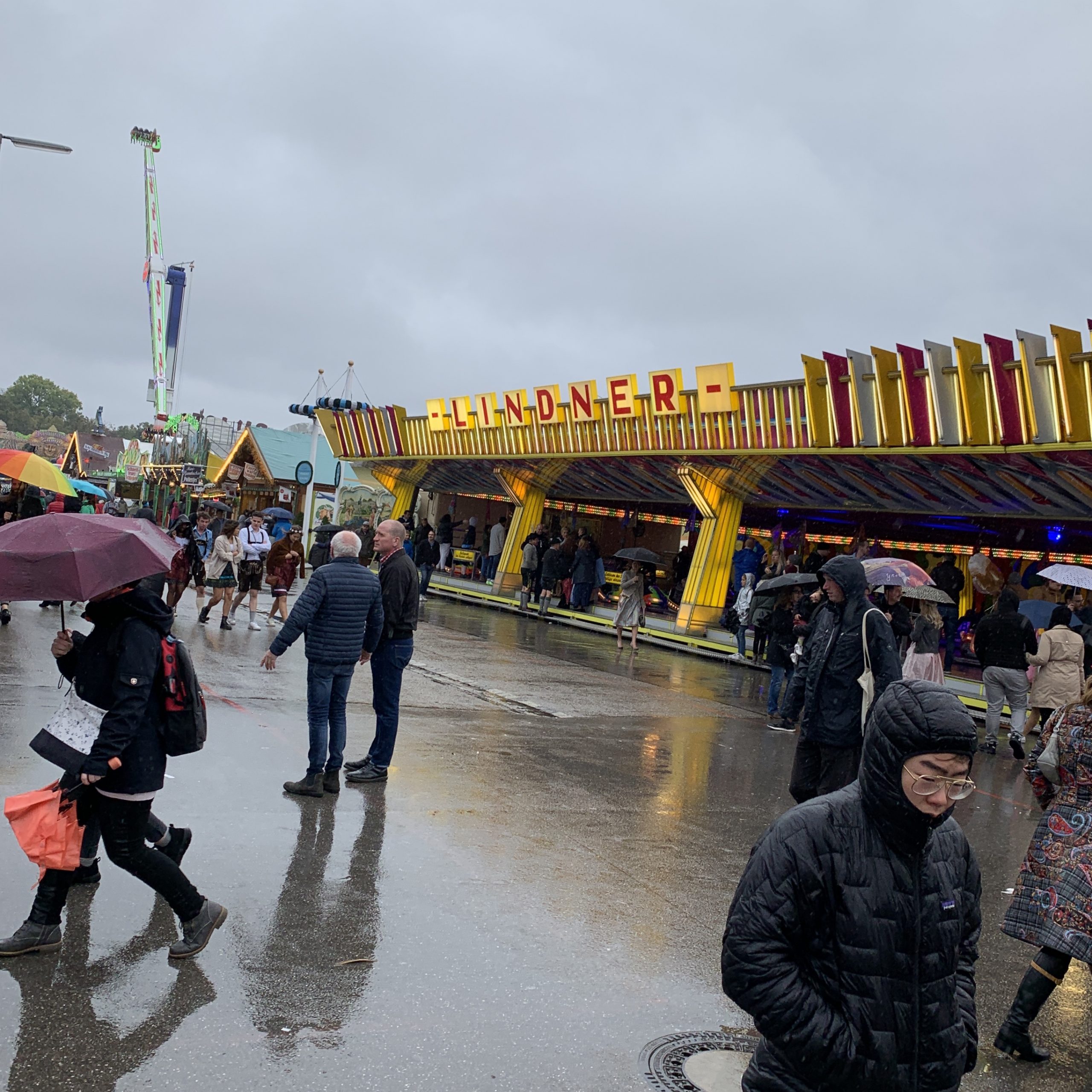 Amazing list of what to do at Oktoberfest - The Teachers Who Travel